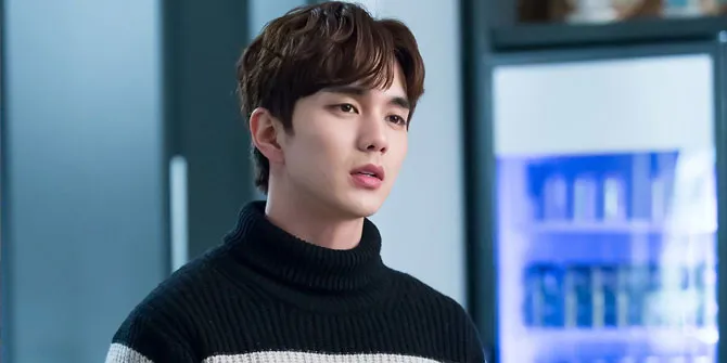 Teaser 'MY STRANGE HERO', Yoo Seung Ho Kembali Jadi Siswa SMA - KapanLagi.com