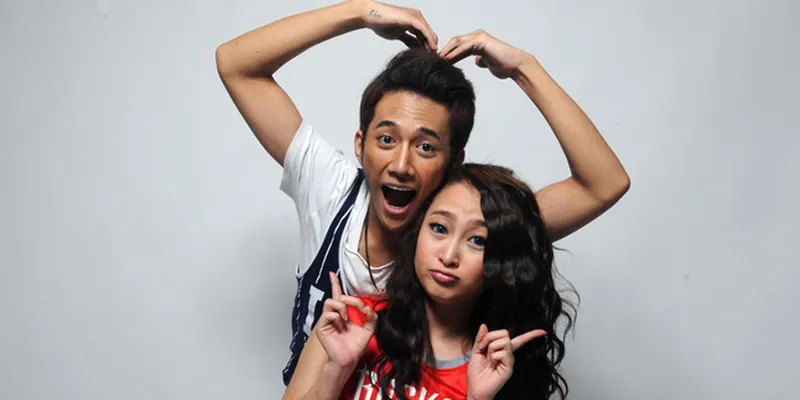 Dicky Smash Dan Erika