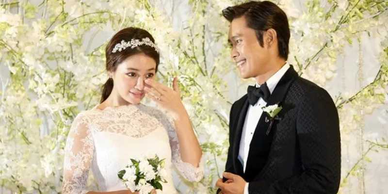 Lee Byung Hun Agus Lee Min Jung Lee Byung Hun Lee Min Jung Tinggal